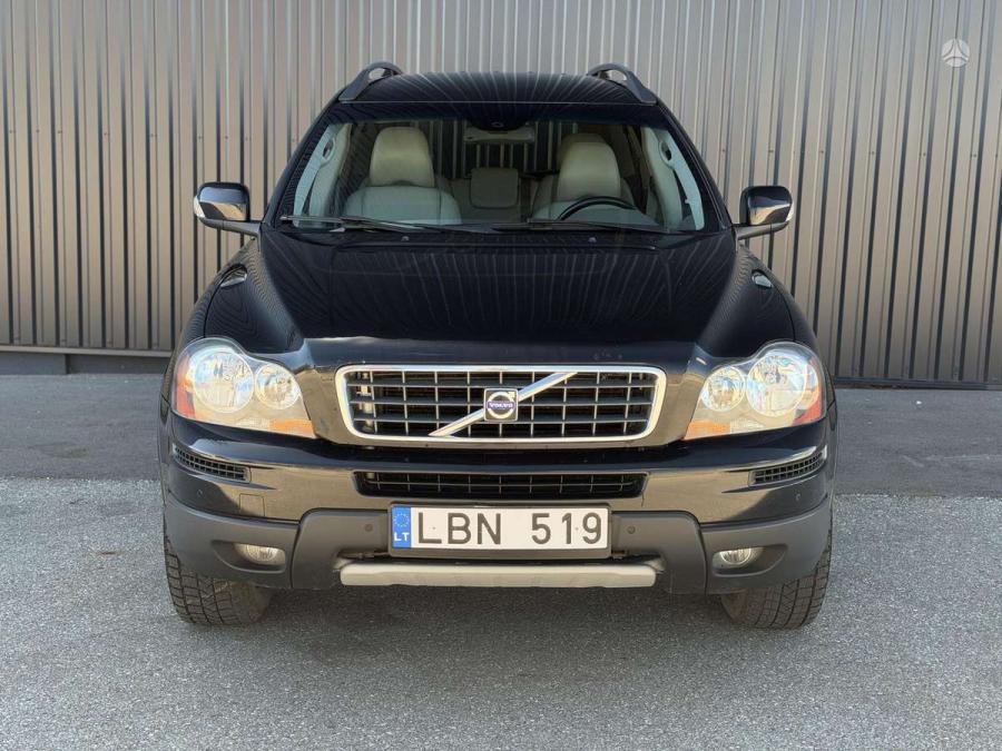 Melns Volvo XC90 2007 Mažeikiai, ar dzinēja tilpumu 2.40 L un nobraukumu 339 tūkst. km par 4500 €, foto 7 vietnē AUTOMOTO.COM.LV