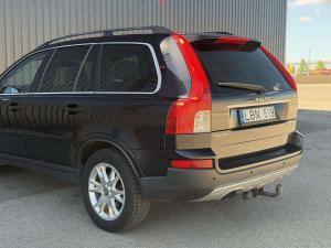 Melns Volvo XC90 2007 Mažeikiai, ar dzinēja tilpumu 2.40 L un nobraukumu 339 tūkst. km par 4500 €, foto 11 vietnē AUTOMOTO.COM.LV