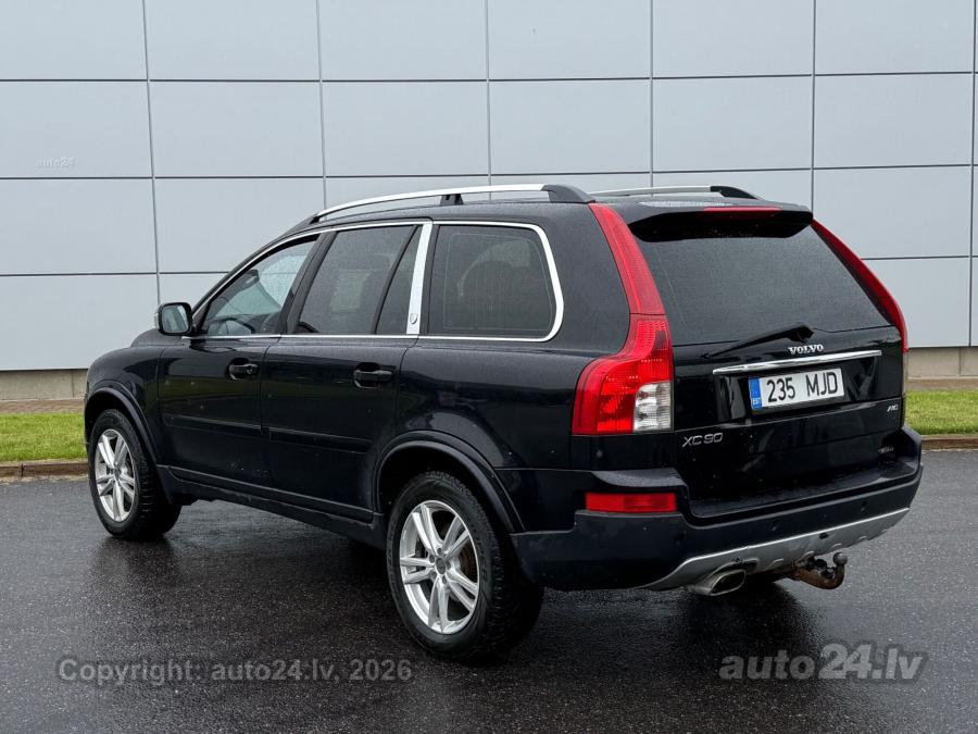 Melns Volvo XC90 2007 Tartu, ar dzinēja tilpumu 2.40 L un nobraukumu 0 tūkst. km par 2700 €, foto 5 vietnē AUTOMOTO.COM.LV