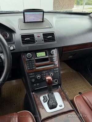 Melns Volvo XC90 2007 Tartu, ar dzinēja tilpumu 2.40 L un nobraukumu 0 tūkst. km par 2700 €, foto 12 vietnē AUTOMOTO.COM.LV