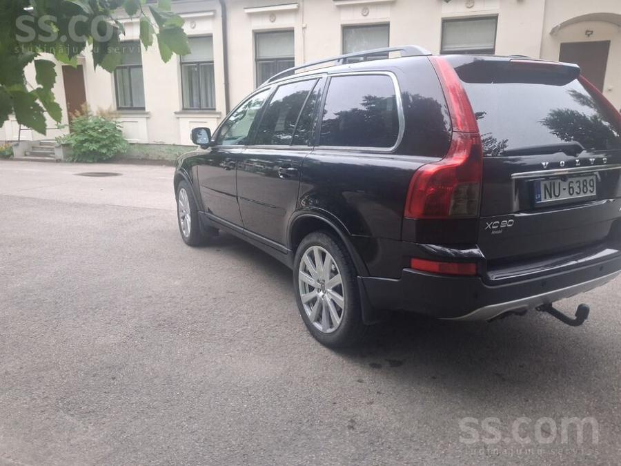 Melns Volvo XC90 2007 Rīga, ar dzinēja tilpumu 2.40 L un nobraukumu 290 tūkst. km par 7100 €, foto 6 vietnē AUTOMOTO.COM.LV