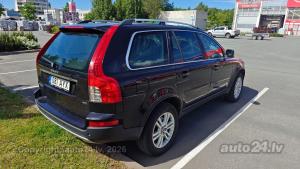 Melns Volvo XC90 2007 Tallina, ar dzinēja tilpumu 2.40 L un nobraukumu 315 tūkst. km par 5490 €, foto 6 vietnē AUTOMOTO.COM.LV