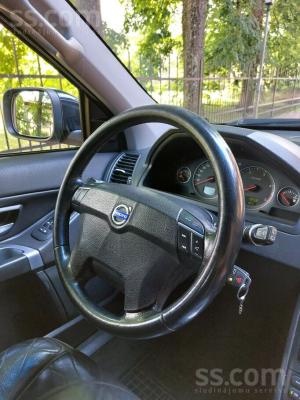 Melns Volvo XC90 2007 Cēsis, ar dzinēja tilpumu 2.40 L un nobraukumu 336 tūkst. km par 5150 €, foto 14 vietnē AUTOMOTO.COM.LV