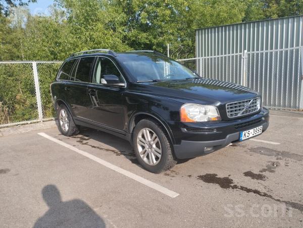Melns Volvo XC90 2007 Daugavpils, ar dzinēja tilpumu 2.40 L un nobraukumu 250 tūkst. km par 5990 €, foto 3 vietnē AUTOMOTO.COM.LV