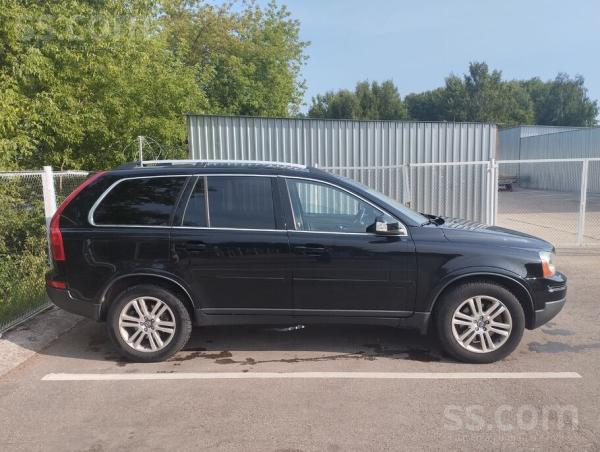 Melns Volvo XC90 2007 Daugavpils, ar dzinēja tilpumu 2.40 L un nobraukumu 250 tūkst. km par 5990 €, foto 4 vietnē AUTOMOTO.COM.LV