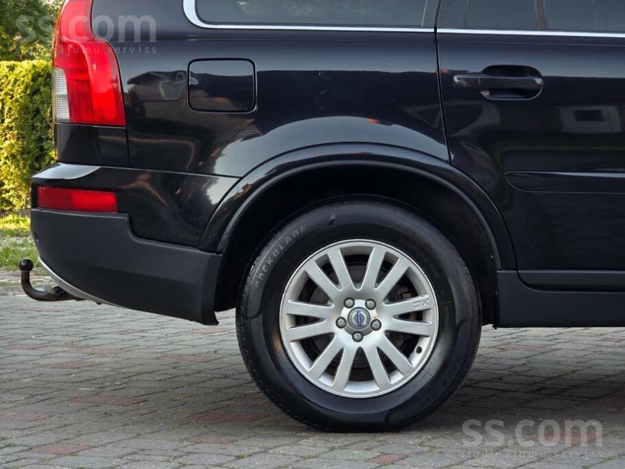 Melns Volvo XC90 2007 Rīga, ar dzinēja tilpumu 2.40 L un nobraukumu 396 tūkst. km par 4650 €, foto 12 vietnē AUTOMOTO.COM.LV