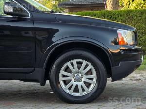 Melns Volvo XC90 2007 Rīga, ar dzinēja tilpumu 2.40 L un nobraukumu 396 tūkst. km par 4650 €, foto 13 vietnē AUTOMOTO.COM.LV