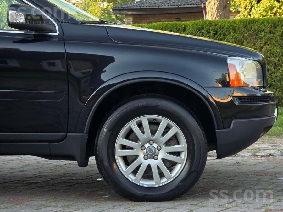 Melns Volvo XC90 2007 Rīga, ar dzinēja tilpumu 2.40 L un nobraukumu 396 tūkst. km par 4650 €, foto 13 vietnē AUTOMOTO.COM.LV