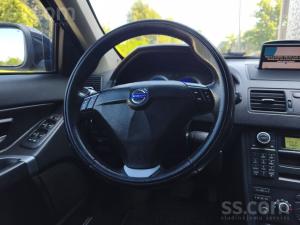 Melns Volvo XC90 2007 Jelgava, ar dzinēja tilpumu 2.40 L un nobraukumu 0 tūkst. km par 4990 €, foto 15 vietnē AUTOMOTO.COM.LV