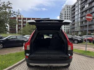 Black Volvo XC90 2007 in Riga, with an engine capacity of 2.40 L and mileage of 362 thousand km for 4990 €, photo 11 on AUTOMOTO.COM.LV