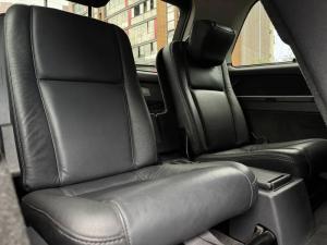 Black Volvo XC90 2007 in Riga, with an engine capacity of 2.40 L and mileage of 362 thousand km for 4990 €, photo 18 on AUTOMOTO.COM.LV