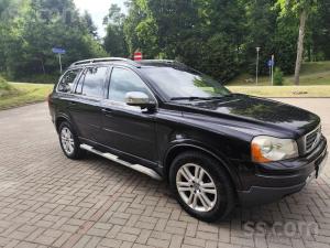 Black Volvo XC90 2007 in Kraslava, with an engine capacity of 2.40 L and mileage of 253 thousand km for 6850 €, photo 3 on AUTOMOTO.COM.LV