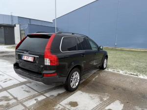 Black Volvo XC90 2007 in Riga, with an engine capacity of 2.40 L and mileage of 236 thousand km for 3500 €, photo 5 on AUTOMOTO.COM.LV