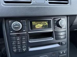 Black Volvo XC90 2007 in Riga, with an engine capacity of 2.40 L and mileage of 236 thousand km for 3500 €, photo 19 on AUTOMOTO.COM.LV