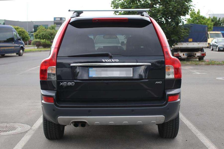 Black Volvo XC90 2007 in Vilnius, with an engine capacity of 0.00 L and mileage of 370 thousand km for 2780 €, photo 3 on AUTOMOTO.COM.LV