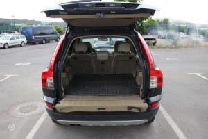 Black Volvo XC90 2007 in Vilnius, with an engine capacity of 0.00 L and mileage of 370 thousand km for 2780 €, photo 4 on AUTOMOTO.COM.LV