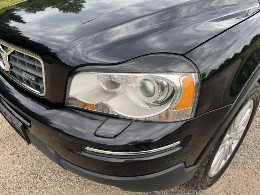 Melns Volvo XC90 2007 Utena, ar dzinēja tilpumu 2.40 L un nobraukumu 352 tūkst. km par 6600 €, foto 7 vietnē AUTOMOTO.COM.LV
