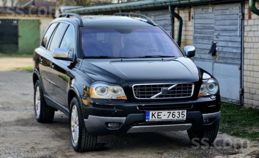 Черный Вольво ХС90 2007 в Лимбажи, объемом двигателя 2.40 л и пробегом 350 тыс. км за 5400 €, фото 1 на AUTOMOTO.COM.LV