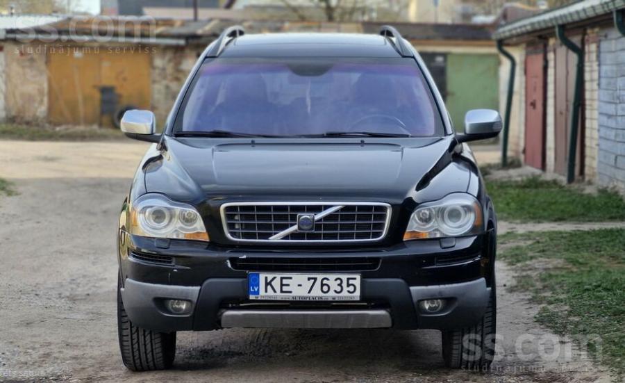 Черный Вольво ХС90 2007 в Лимбажи, объемом двигателя 2.40 л и пробегом 350 тыс. км за 5400 €, фото 4 на AUTOMOTO.COM.LV