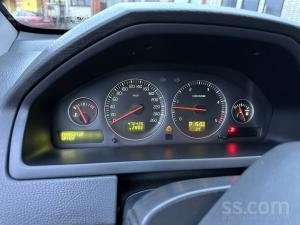 Черный Вольво ХС90 2007 в Талси, объемом двигателя 2.40 л и пробегом 470 тыс. км за 3200 €, фото 10 на AUTOMOTO.COM.LV