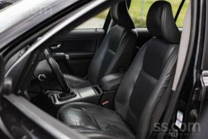 Black Volvo XC90 2007 in Riga, with an engine capacity of 2.40 L and mileage of 298 thousand km for 6590 €, photo 15 on AUTOMOTO.COM.LV