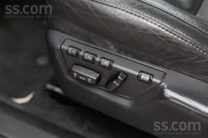 Black Volvo XC90 2007 in Riga, with an engine capacity of 2.40 L and mileage of 298 thousand km for 6590 €, photo 16 on AUTOMOTO.COM.LV