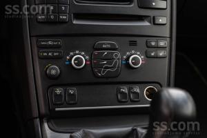 Black Volvo XC90 2007 in Riga, with an engine capacity of 2.40 L and mileage of 298 thousand km for 6590 €, photo 25 on AUTOMOTO.COM.LV