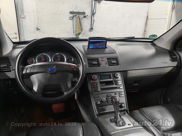 Melns Volvo XC90 2007 Viljandi, ar dzinēja tilpumu 2.40 L un nobraukumu 308 tūkst. km par 6990 €, foto 7 vietnē AUTOMOTO.COM.LV