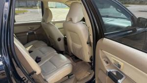 Melns Volvo XC90 2007 Daugavpils, ar dzinēja tilpumu 2.40 L un nobraukumu 409 tūkst. km par 4650 €, foto 16 vietnē AUTOMOTO.COM.LV