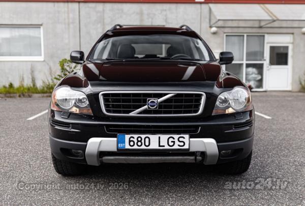 Melns Volvo XC90 2007 Tallina, ar dzinēja tilpumu 2.40 L un nobraukumu 341 tūkst. km par 4999 €, foto 2 vietnē AUTOMOTO.COM.LV