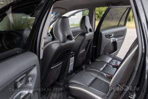 Black Volvo XC90 2007 in Tallinn, with an engine capacity of 2.40 L and mileage of 341 thousand km for 4999 €, photo 12 on AUTOMOTO.COM.LV