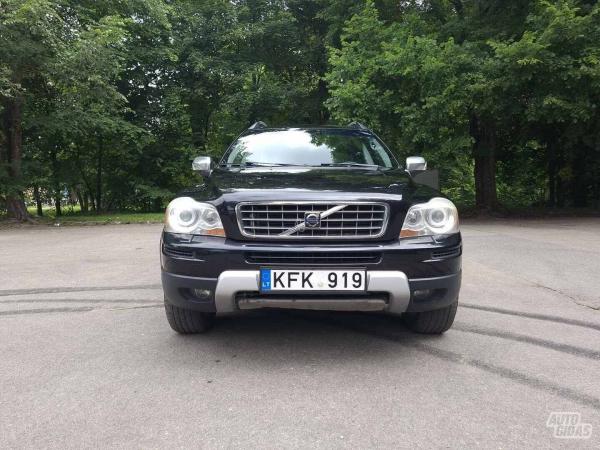 Melns Volvo XC90 2007 Viļņa, ar dzinēja tilpumu 2.40 L un nobraukumu 308 tūkst. km par 4650 €, foto 2 vietnē AUTOMOTO.COM.LV