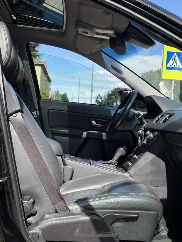 Melns Volvo XC90 2007 Marijampole, ar dzinēja tilpumu 2.40 L un nobraukumu 274 tūkst. km par 7250 €, foto 10 vietnē AUTOMOTO.COM.LV