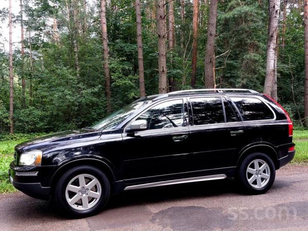 Черный Вольво ХС90 2007 в Рига, объемом двигателя 2.40 л и пробегом 358 тыс. км за 5695 €, фото 2 на AUTOMOTO.COM.LV