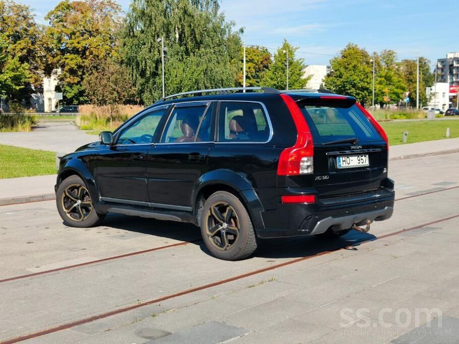 Черный Вольво ХС90 2007 в Рига, объемом двигателя 3.20 л и пробегом 284 тыс. км за 6900 €, фото 5 на AUTOMOTO.COM.LV