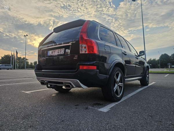 Melns Volvo XC90 2007 Ukmergė, ar dzinēja tilpumu 2.40 L un nobraukumu 317 tūkst. km par 6900 €, foto 5 vietnē AUTOMOTO.COM.LV