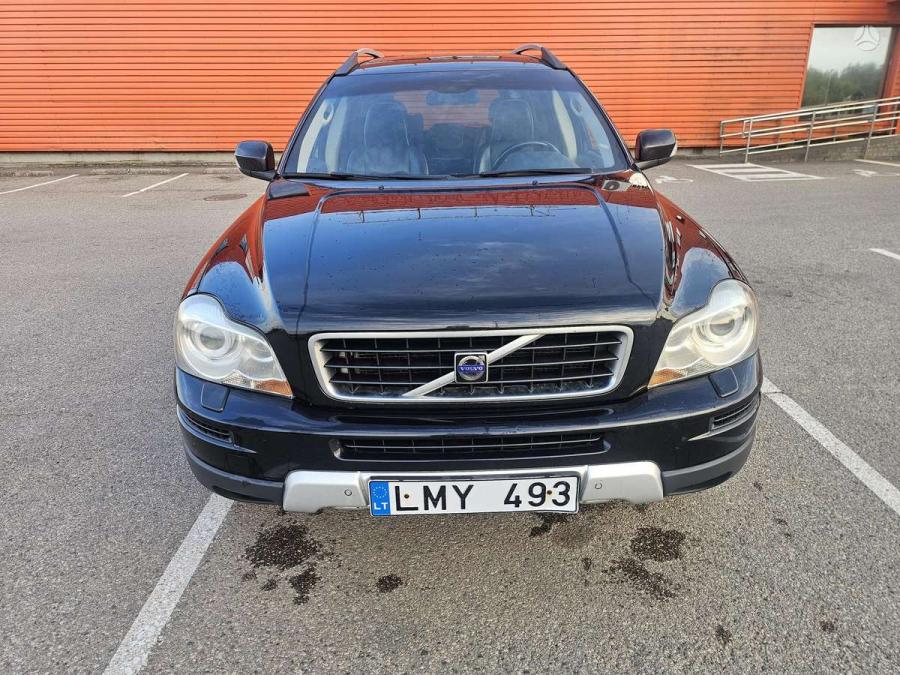 Melns Volvo XC90 2007 Ukmergė, ar dzinēja tilpumu 2.40 L un nobraukumu 317 tūkst. km par 6900 €, foto 8 vietnē AUTOMOTO.COM.LV