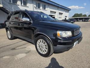 Black Volvo XC90 2007 in Marijampole, with an engine capacity of 2.40 L and mileage of 246 thousand km for 6599 €, photo 4 on AUTOMOTO.COM.LV