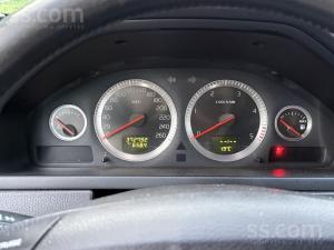 Melns Volvo XC90 2007 Rīga, ar dzinēja tilpumu 2.40 L un nobraukumu 373 tūkst. km par 2900 €, foto 12 vietnē AUTOMOTO.COM.LV