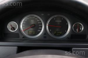 Черный Вольво ХС90 2007 в Валмиера, объемом двигателя 2.40 л и пробегом 369 тыс. км за 5500 €, фото 18 на AUTOMOTO.COM.LV
