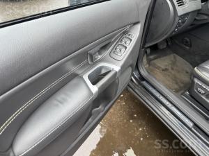 Melns Volvo XC90 2007 Rīga, ar dzinēja tilpumu 2.40 L un nobraukumu 235 tūkst. km par 6750 €, foto 18 vietnē AUTOMOTO.COM.LV