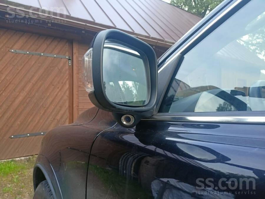 Черный Вольво ХС90 2007 в Айзкраукле, объемом двигателя 2.40 л и пробегом 300 тыс. км за 4990 €, фото 4 на AUTOMOTO.COM.LV