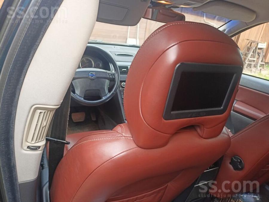 Черный Вольво ХС90 2007 в Айзкраукле, объемом двигателя 2.40 л и пробегом 300 тыс. км за 4990 €, фото 8 на AUTOMOTO.COM.LV