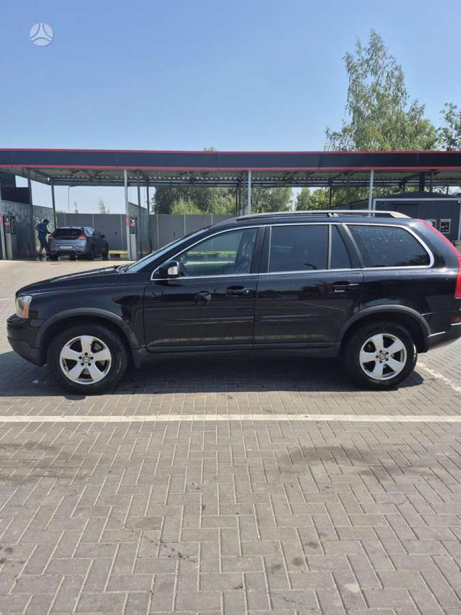 Melns Volvo XC90 2007 Marijampole, ar dzinēja tilpumu 2.40 L un nobraukumu 590 tūkst. km par 3250 €, foto 4 vietnē AUTOMOTO.COM.LV