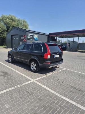 Melns Volvo XC90 2007 Marijampole, ar dzinēja tilpumu 2.40 L un nobraukumu 590 tūkst. km par 3250 €, foto 5 vietnē AUTOMOTO.COM.LV