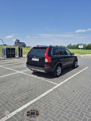 Melns Volvo XC90 2007 Marijampole, ar dzinēja tilpumu 2.40 L un nobraukumu 590 tūkst. km par 3250 €, foto 7 vietnē AUTOMOTO.COM.LV