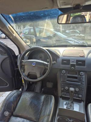 Melns Volvo XC90 2007 Marijampole, ar dzinēja tilpumu 2.40 L un nobraukumu 590 tūkst. km par 3250 €, foto 10 vietnē AUTOMOTO.COM.LV