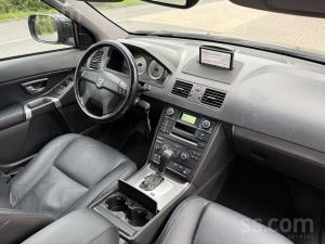 Black Volvo XC90 2007 in Jelgava, with an engine capacity of 2.40 L and mileage of 405 thousand km for 3800 €, photo 18 on AUTOMOTO.COM.LV