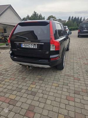 Black Volvo XC90 2007 in Plunge, with an engine capacity of 2.40 L and mileage of 414 thousand km for 6000 €, photo 5 on AUTOMOTO.COM.LV