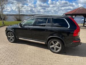 Black Volvo XC90 2007 in Ogre, with an engine capacity of 2.40 L and mileage of 328 thousand km for 6600 €, photo 3 on AUTOMOTO.COM.LV
